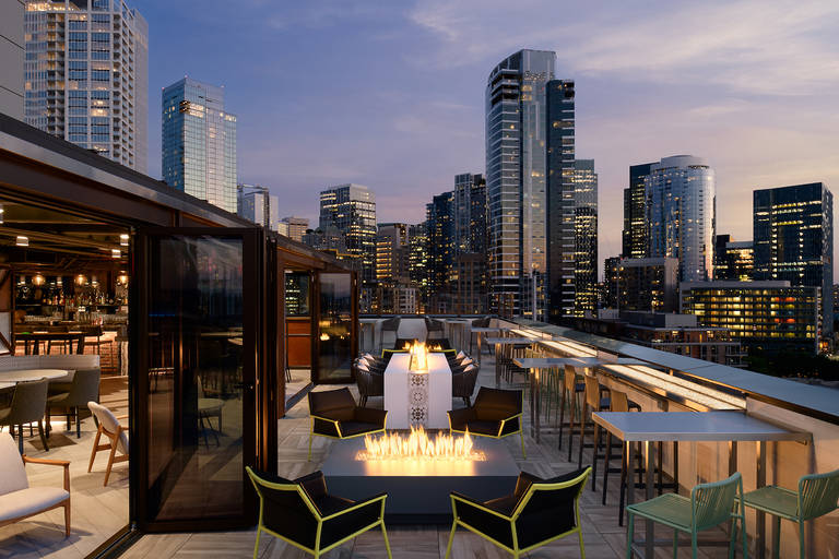 The Top 10 Seattle Rooftop Bars For Stunning Views This Summer