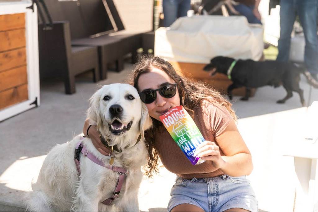 Locals Share Their Top 40 Spots For A First Date In Seattle