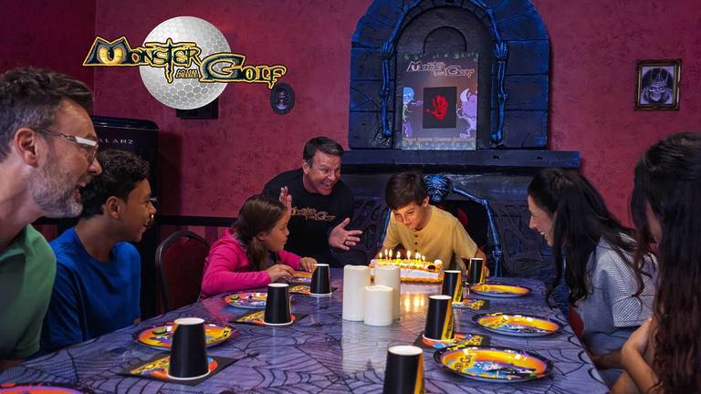 This Glow-In-The-Dark Miniature Golf Course Is Close To Seattle