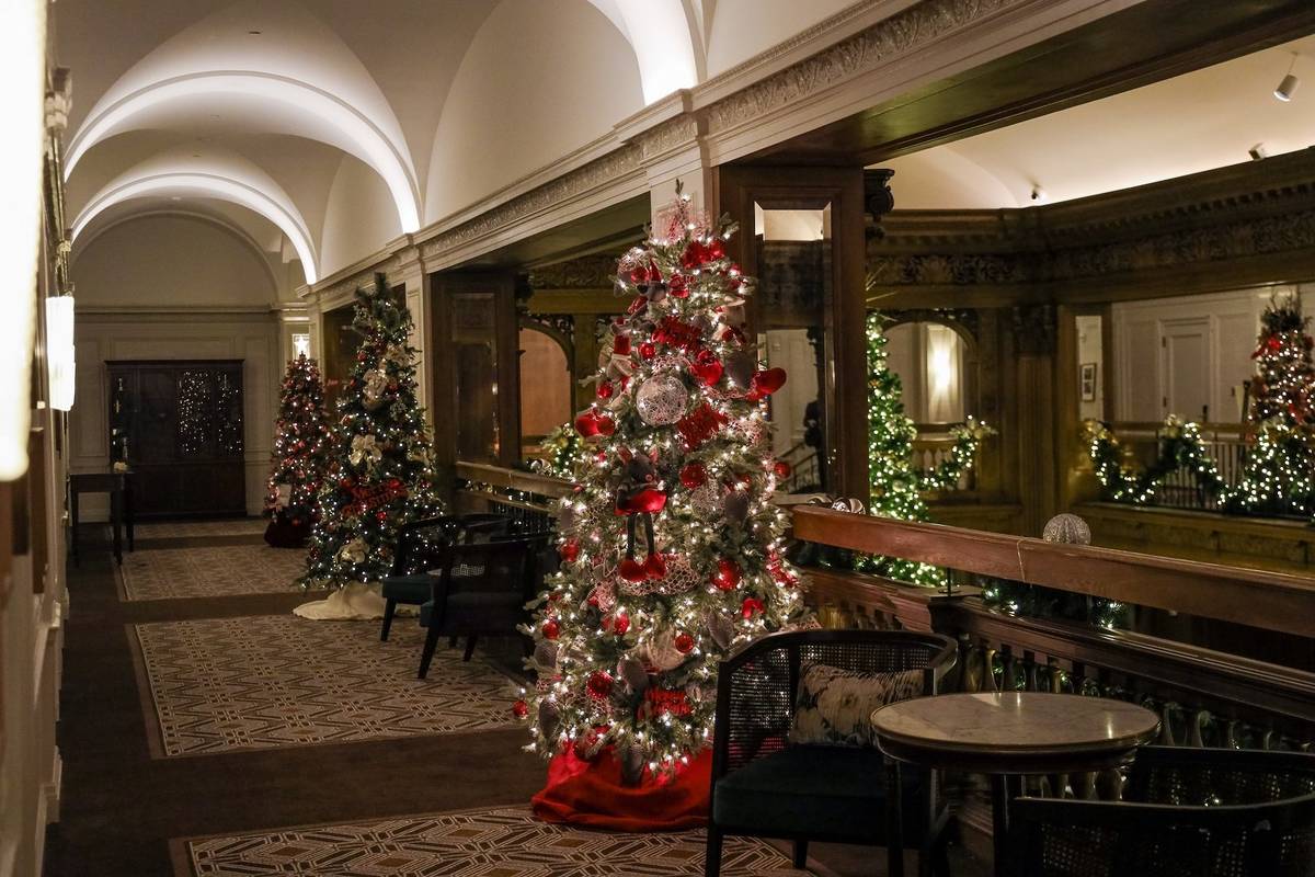 Kick Off The Holiday Season In Seattle With This Free Display Of Over ...