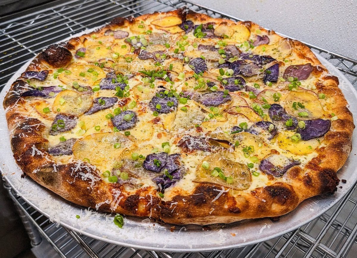 Is This The Best Pizza In Seattle? You Have To Get Lucky To Find Out