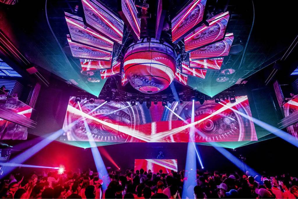 Club Chroma Art Sexual Show Bootleg Show - Limited Time Promotion