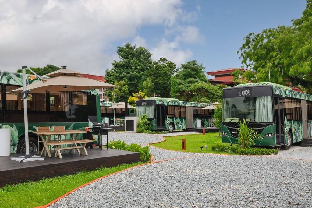 18 Best Unique Staycations To Book In Singapore (2024)