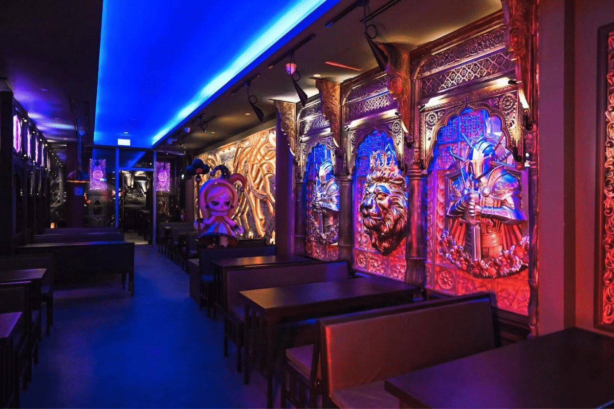 Helen's: China's Largest Pub Chain Opens First Outlet In Singapore