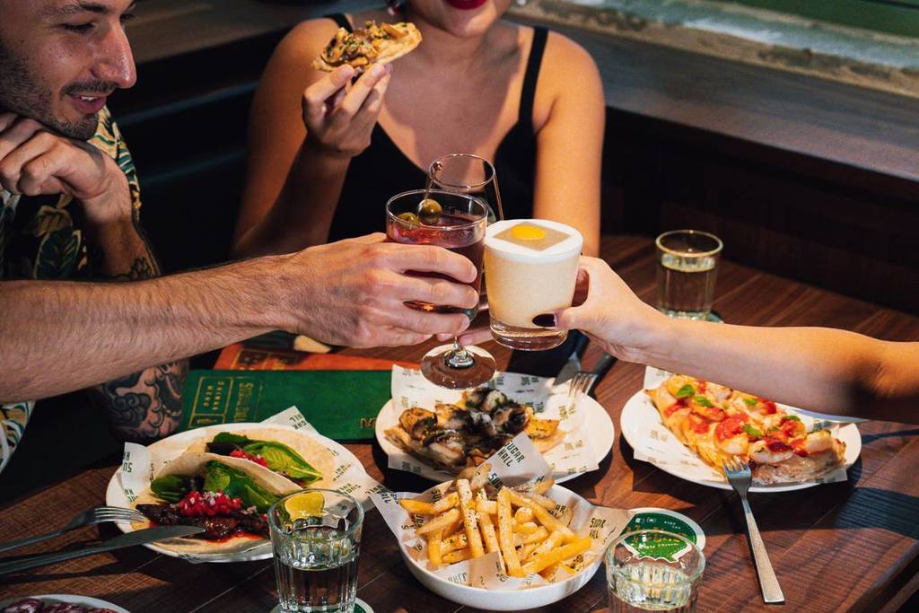 21 Best Secret Bars & Speakeasies In Singapore (2025)