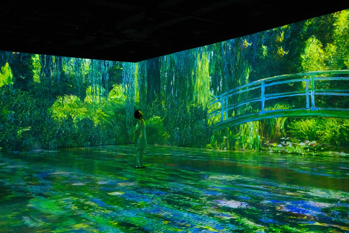 Monet Inside In Singapore Is An Unmissable Art Exhibition