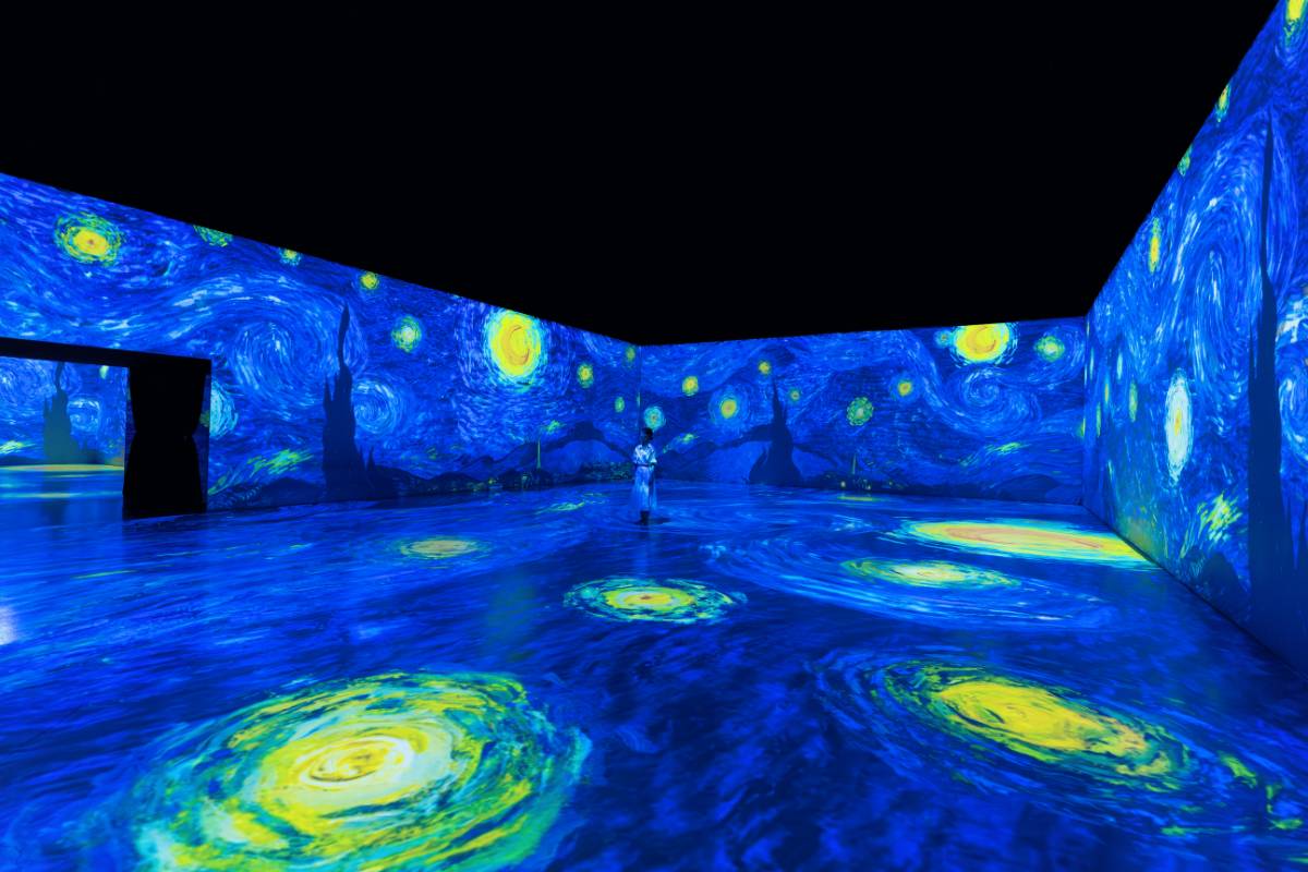 See Iconic Art In A New Light At Van Gogh Inside: Love, Vincent