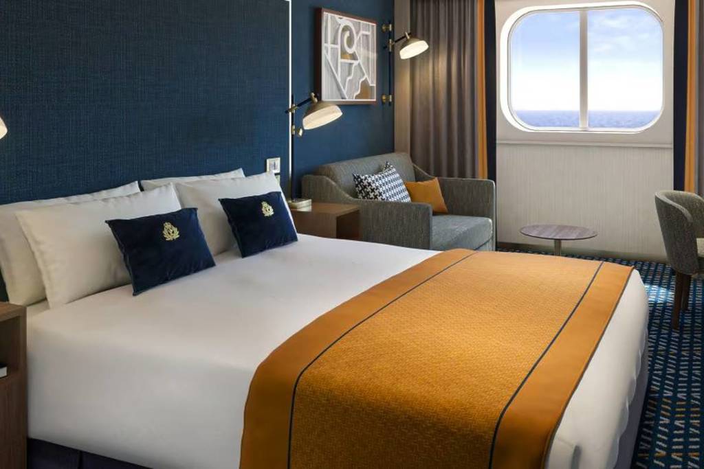 New Queen Anne Luxury Cruise Ship Sails From Singapore
