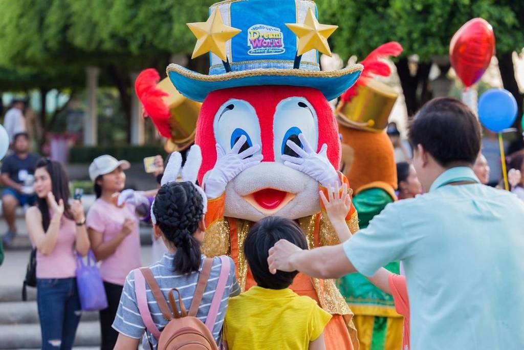 Dream World Bangkok Is Just Like Universal Studios (But Cheaper)