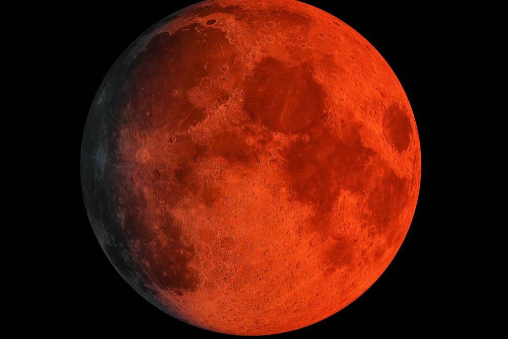 Rare Blood Moon To Light Up Singapore Skies This Weekend