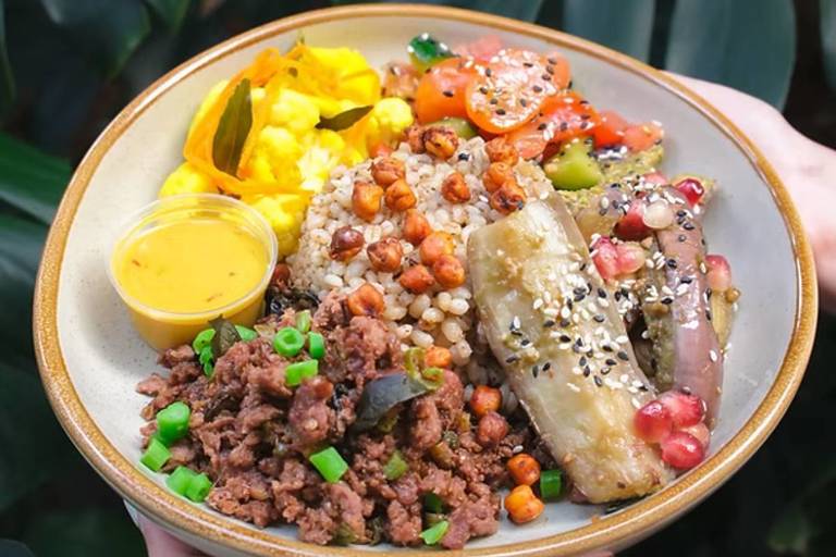 14 Healthy Food Spots In Singapore (2026)