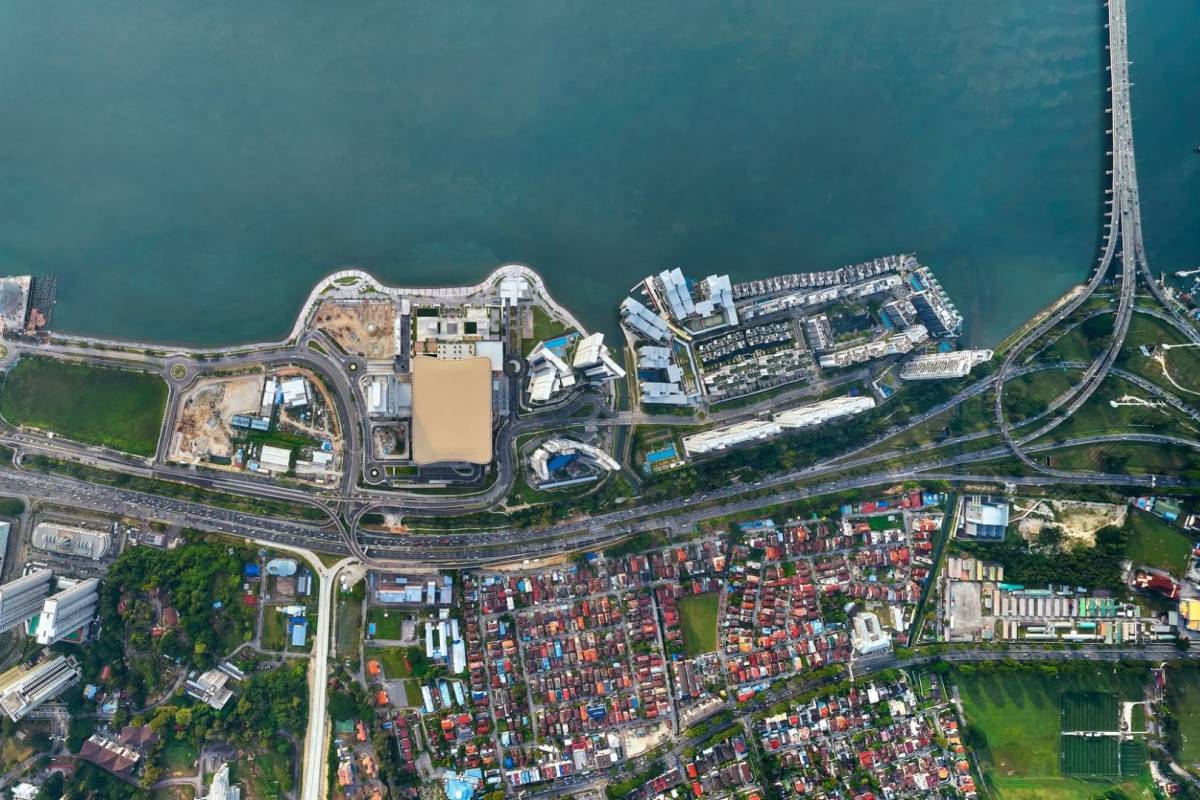 The Waterfront Shoppes Penang: New Mega Mall As Big As VivoCity
