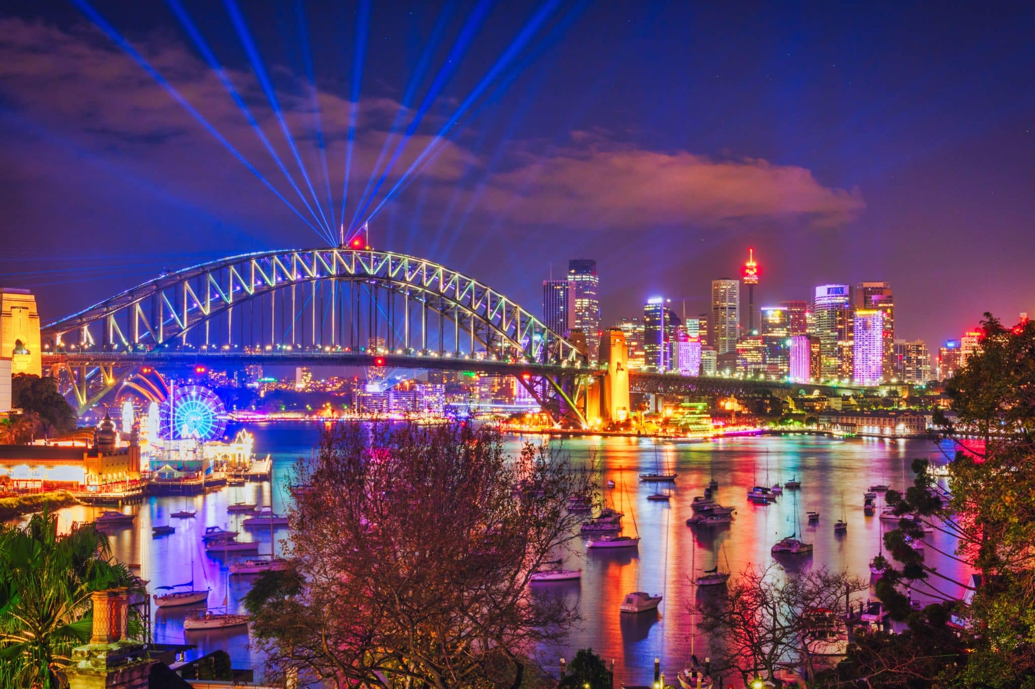 7 Picturesque Spots To See Vivid Sydney Lights Without The Crowds