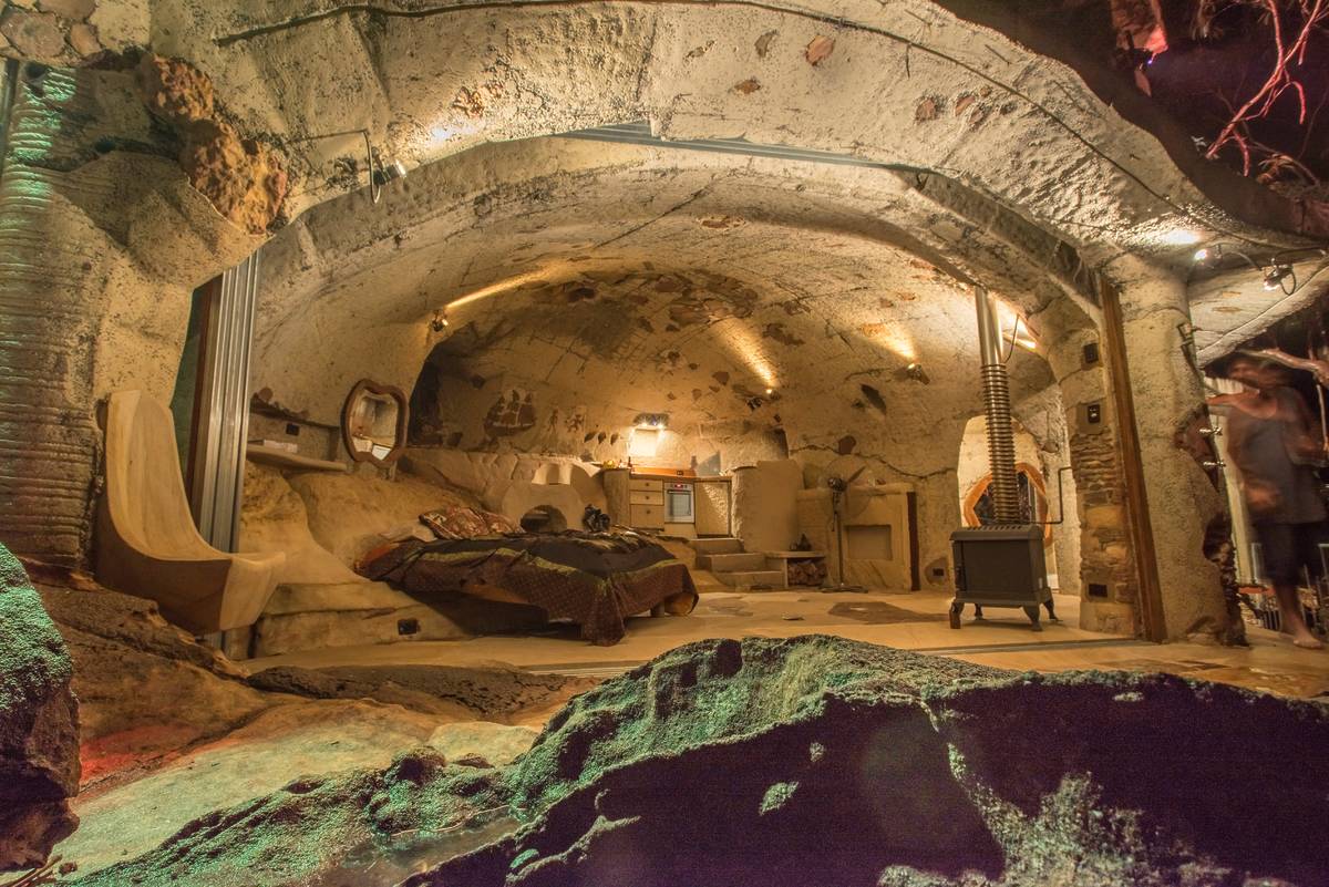 You Can Book A Fairytale Stay At This Enchanted Hidden Cave Near Sydney