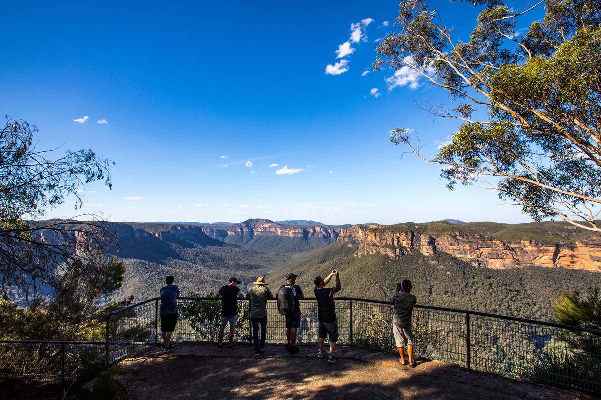 10 Incredible Lookouts In The Blue Mountains