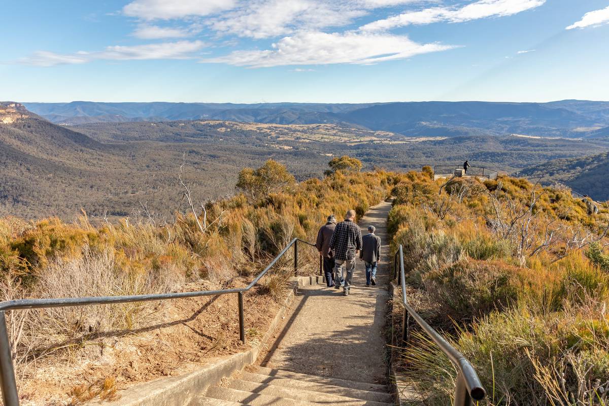 This Mountain Town Just 1.5 Hours From Sydney Offers Vintage Shops ...