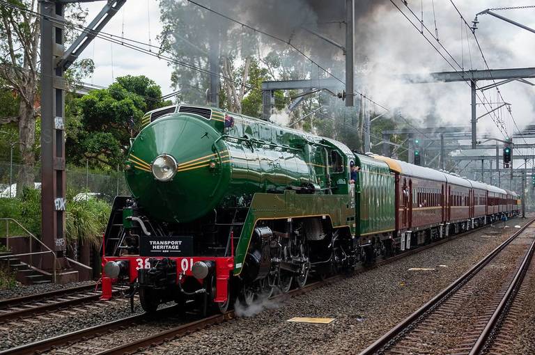 5 Heritage Steam Train Rides Near Sydney With Gorgeous Countryside Views