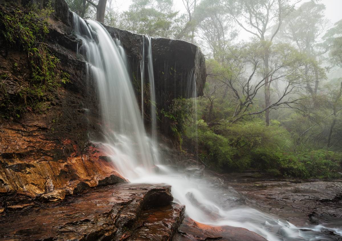 6 Easy-To-Access Waterfalls Near Sydney That Are Perfect For A Hot ...