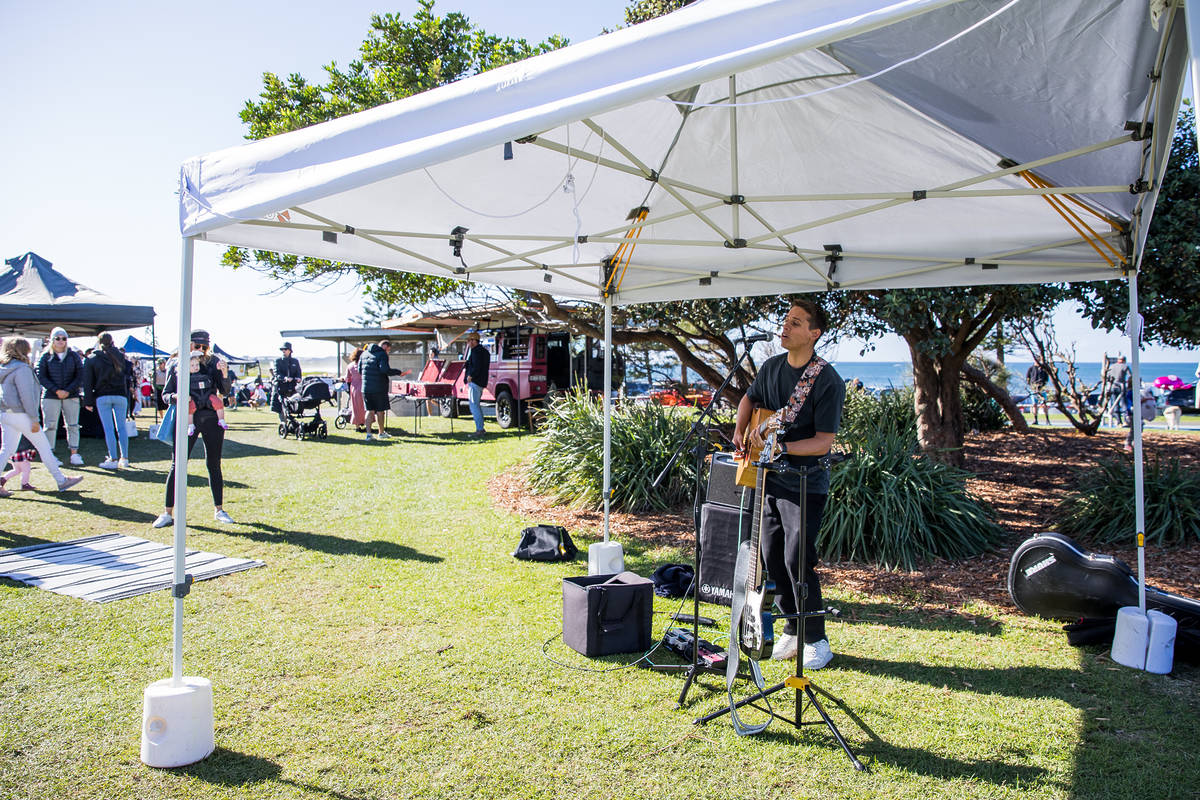 Shop, Eat And Enjoy Live Music At The Cronulla Easter Market