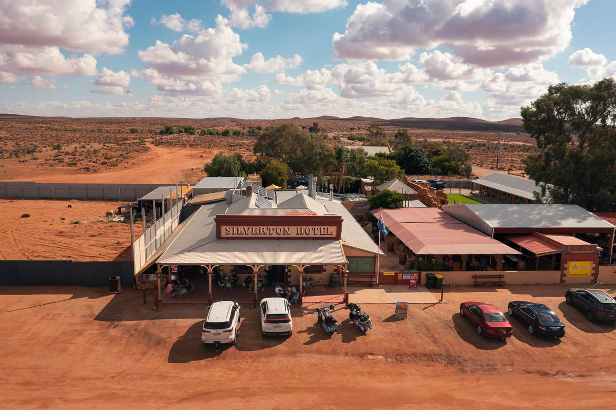 This Historic Outback Town In NSW Has Quirky Pubs, Hollywood Fame And ...