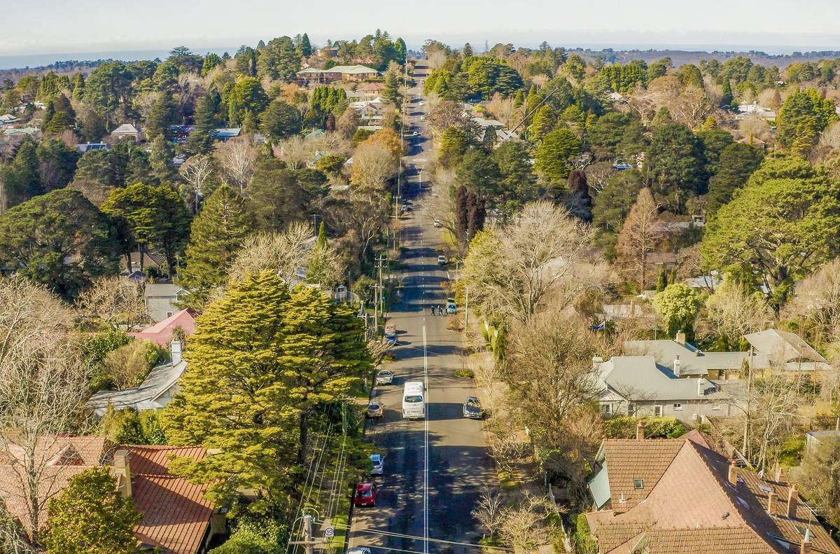 This Small Town Just 1.5 Hours From Sydney Is Touted As The 'Prettiest ...