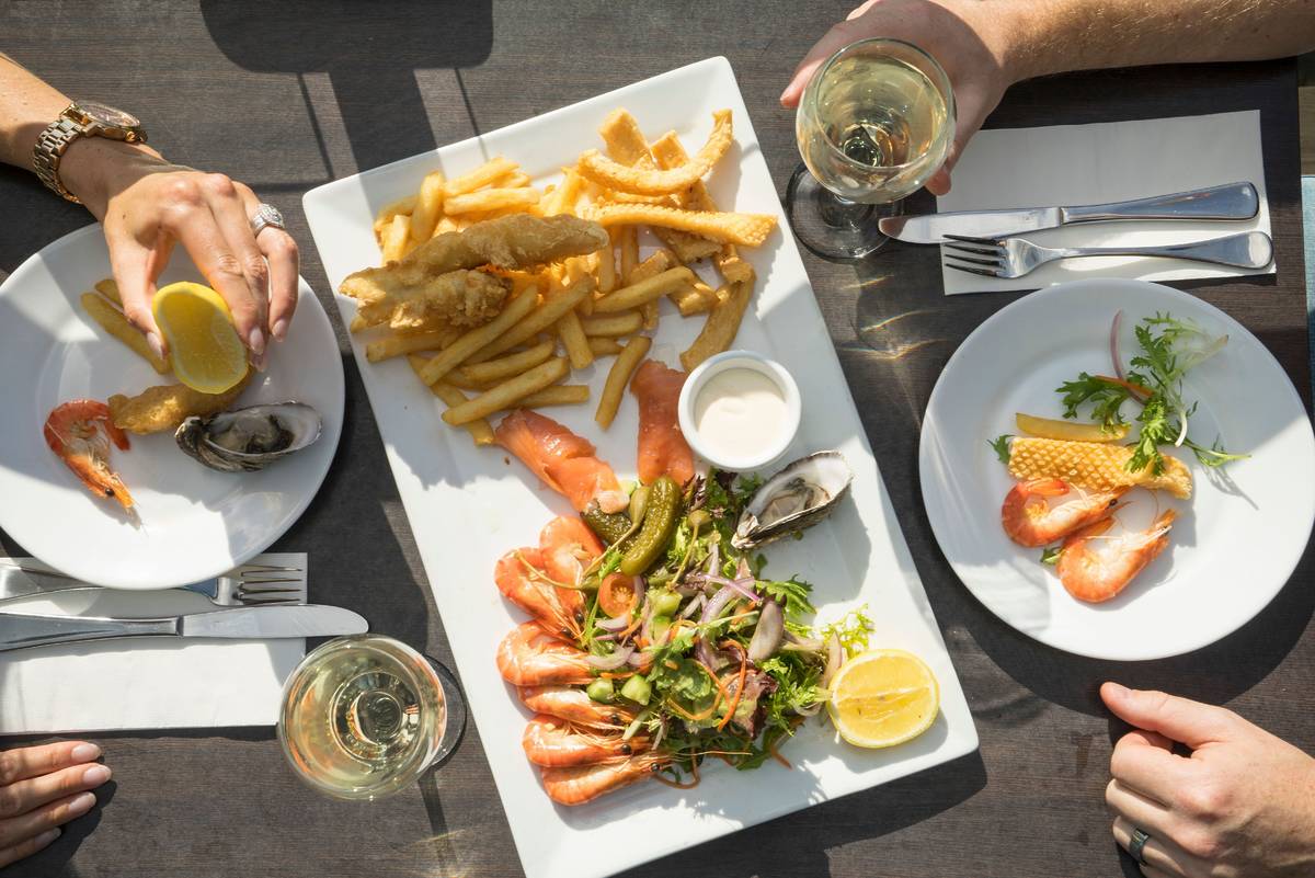 This Coastal Town In NSW Has Stunning Blue Waters And Trendy Waterside ...