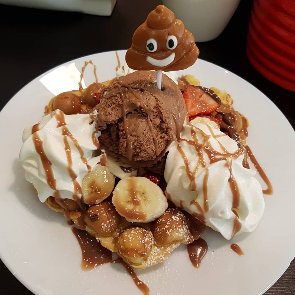 Eat Dessert Out Of Toilets At The Poop Cafe In Toronto
