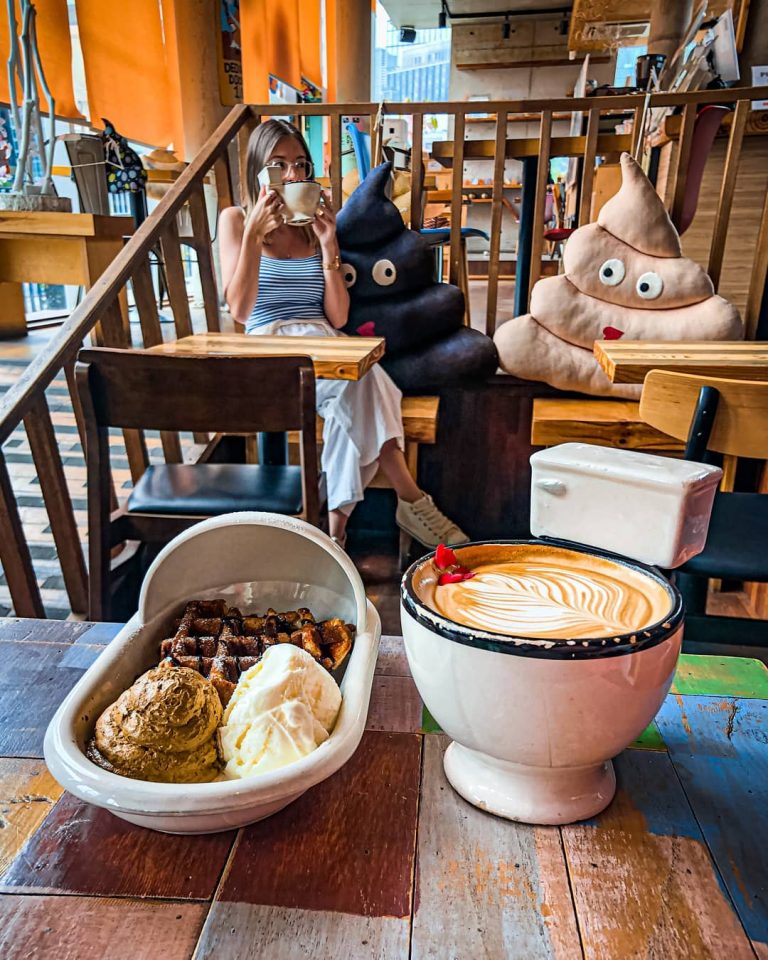 Eat Dessert Out Of Toilets At The Poop Cafe In Toronto