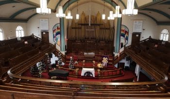 These Gorgeous Classical Concerts By Candlelight Are Coming To Toronto ...