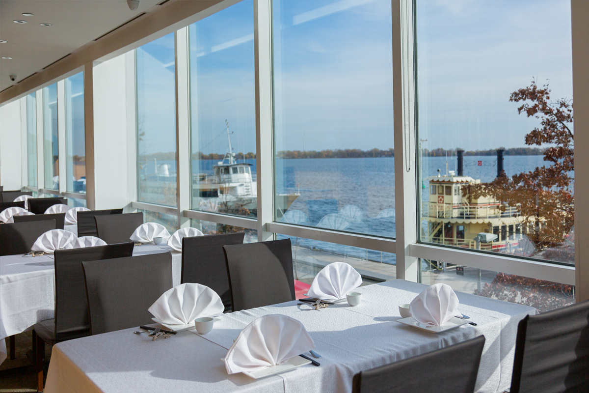 12 Restaurants With Gorgeous Waterfront Views To Dine At This Summer In ...