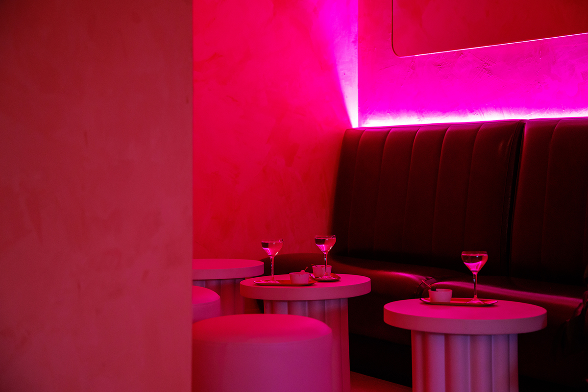This Barbie Pink Cocktail Bar In Toronto Is The Perfect Happy Hour ...