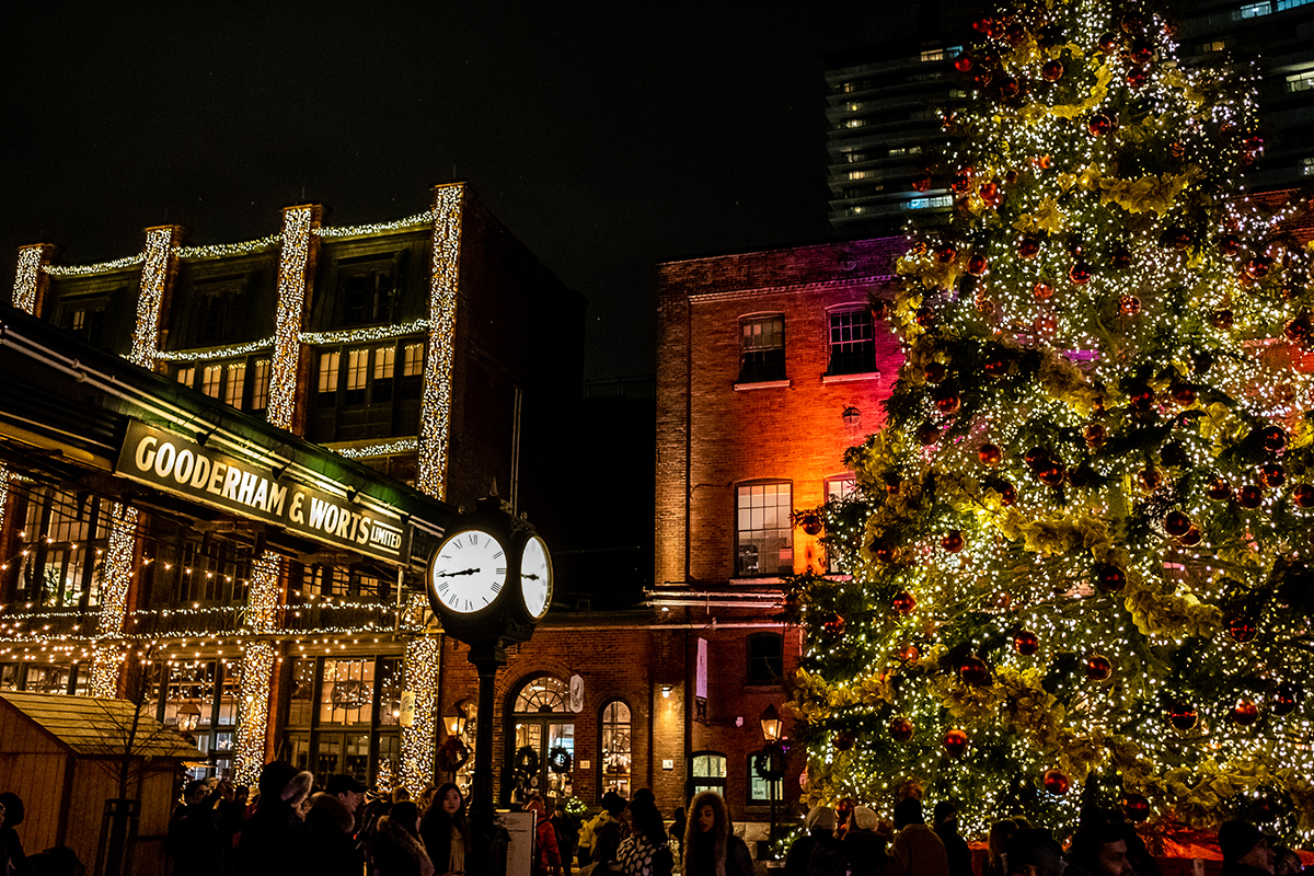 22 Festive Things To Do For The Holidays In Toronto