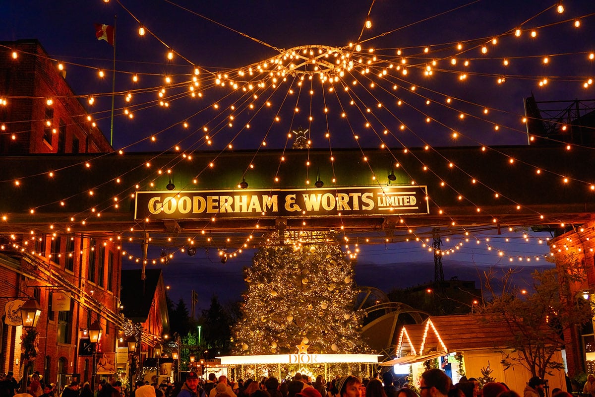 22 Wonderful Things To Do This December In Toronto
