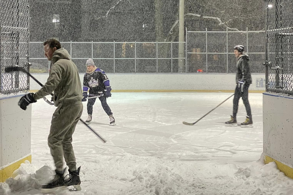 8 Outdoor Ice Skating Rinks To Play Shinny Hockey At In Toronto