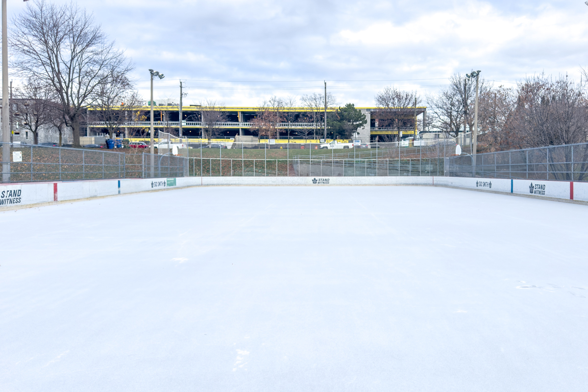 8 Outdoor Ice Skating Rinks To Play Shinny Hockey At In Toronto