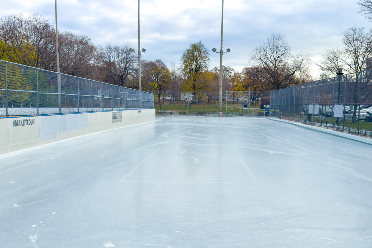 8 Outdoor Ice Skating Rinks To Play Shinny Hockey At In Toronto