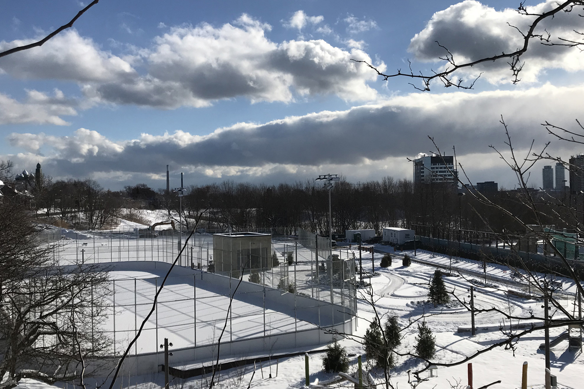 8 Outdoor Ice Skating Rinks To Play Shinny Hockey At In Toronto