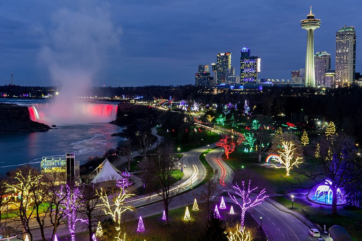 This Magical Outdoor Light Festival Just Opened For The Season In Ontario