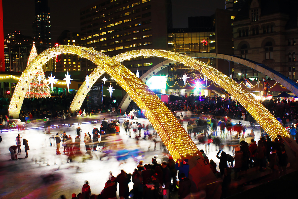 Toronto's Most Iconic Skating Rink Reopens With A Dazzling Tree ...