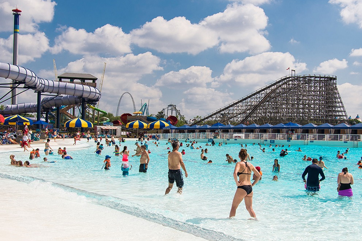 A massive 20-acre water park near Toronto opens for the summer this ...