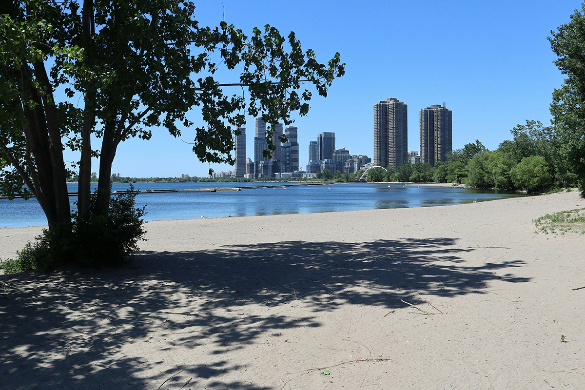 Beaches In Toronto Officially Open For The Summer Soon And Here's When