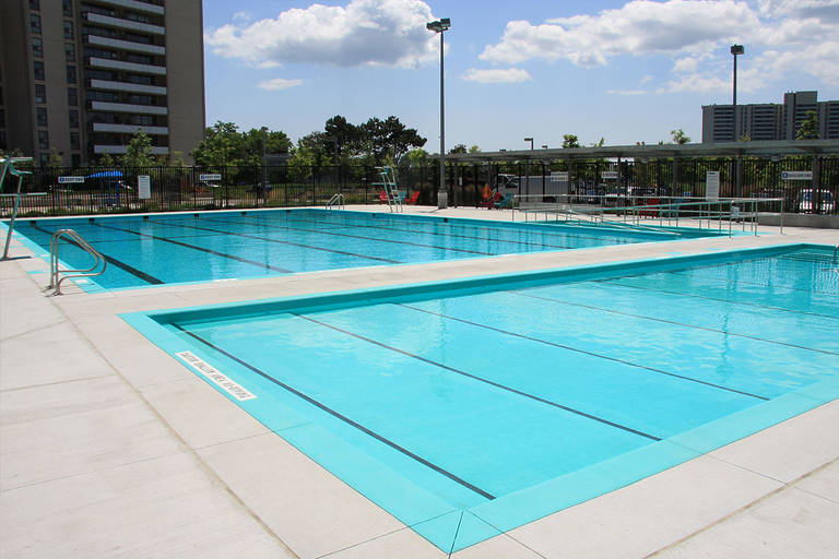 Here's when Toronto's outdoor public pools reopen for the season
