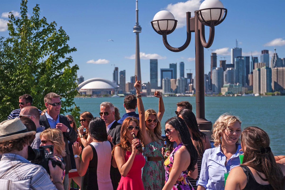 A Massive All White Attire Dock Party Is Coming To The Toronto Islands ...