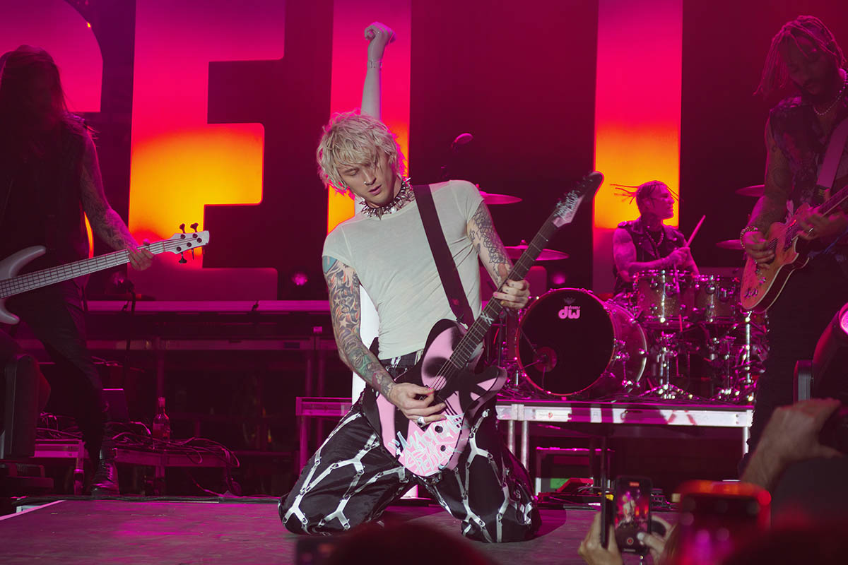 Machine Gun Kelly Is Playing A Free Surprise Concert In Toronto