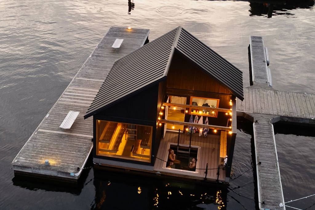 Toronto Is Getting Its First-Ever Floating Sauna And Cold Plunge Opening On Lake Ontario