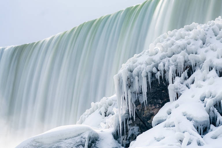 Niagara Falls Is Partially Frozen Right Now And It’s One Of The Most ...