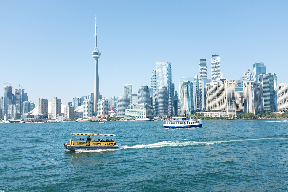5 Dreamy Date Ideas To Do in The Springtime in Toronto