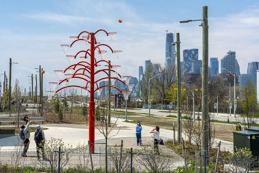 Toronto’s new 4 km waterfront art trail is officially open to explore ...