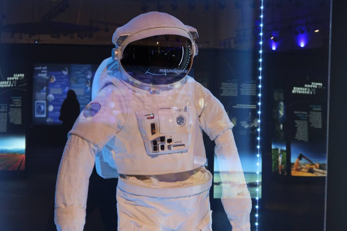 5 Reasons Not To Miss This Multisensory Stargazer Exhibition in Vancouver