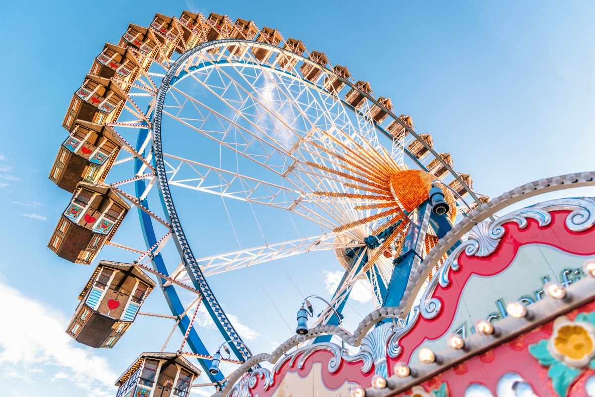 Un parque de atracciones móvil se instalará en el recinto ferial de Sevilla